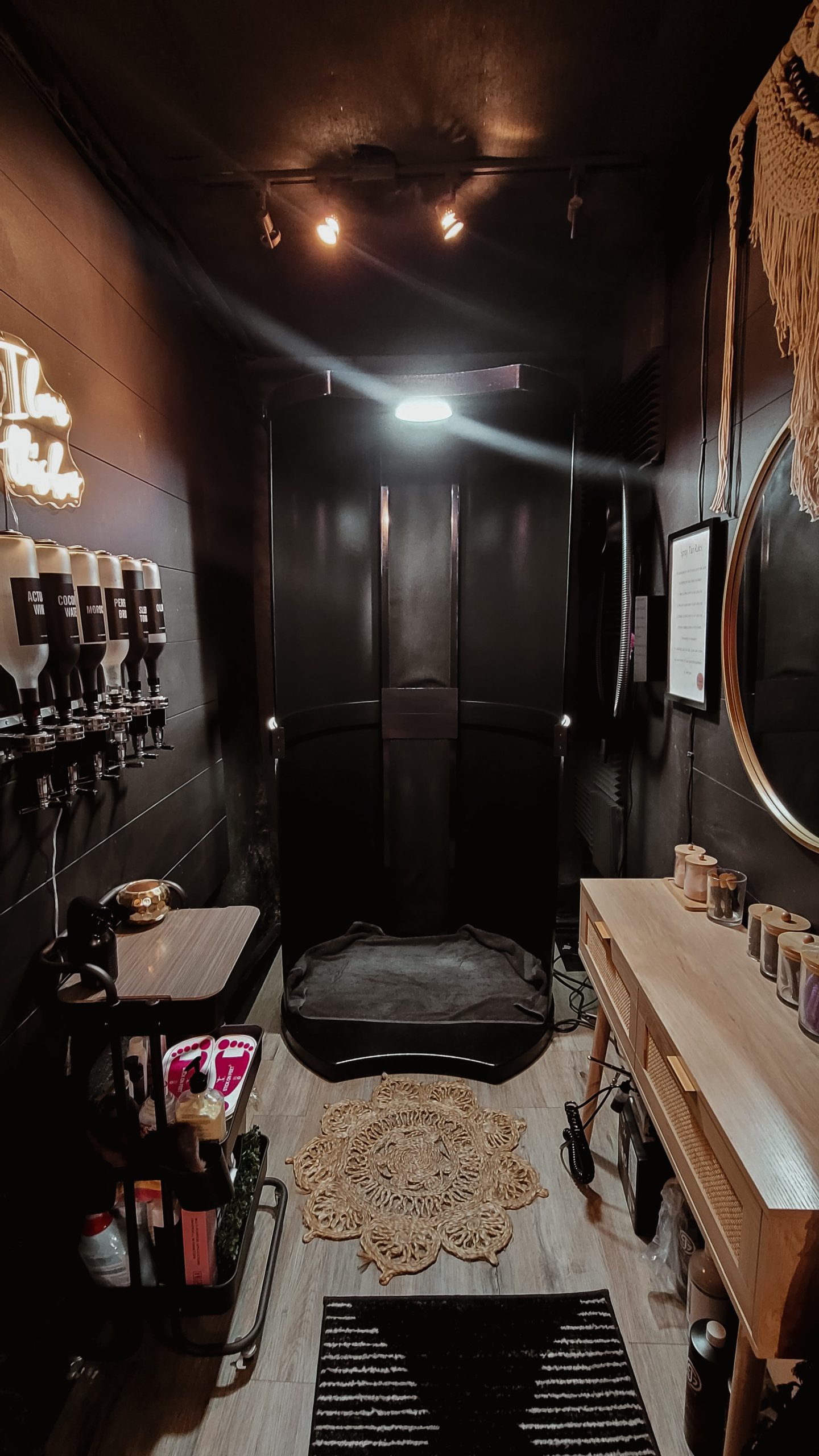 Mobile Spray Tans - TX | OK | FL | NM | NC | GA - We Come To You